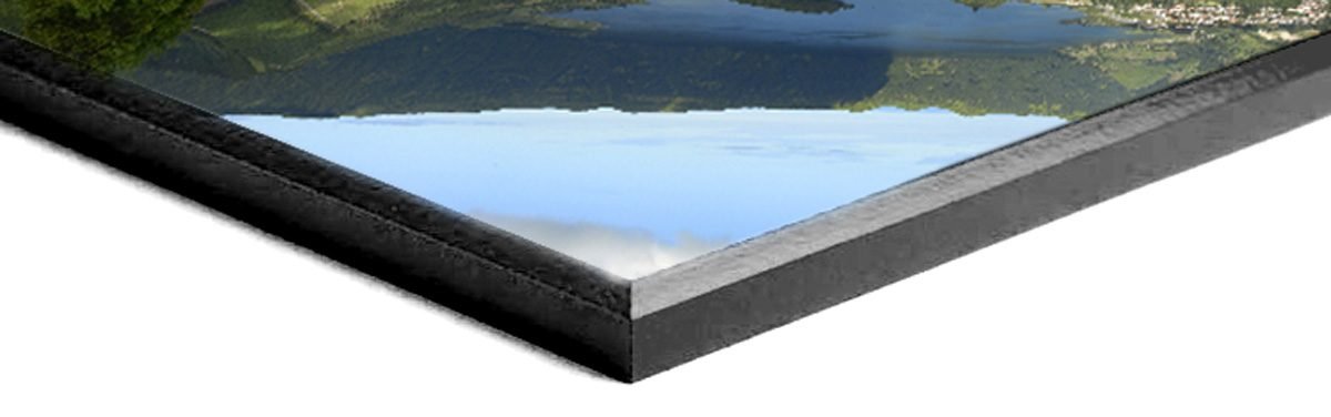 Picture framing and custom framing in downtown Toronto